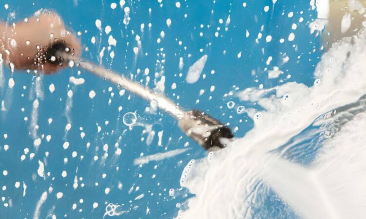 HOW TO USE SOAP WITH PRESSURE WASHER? - Trundle Picks